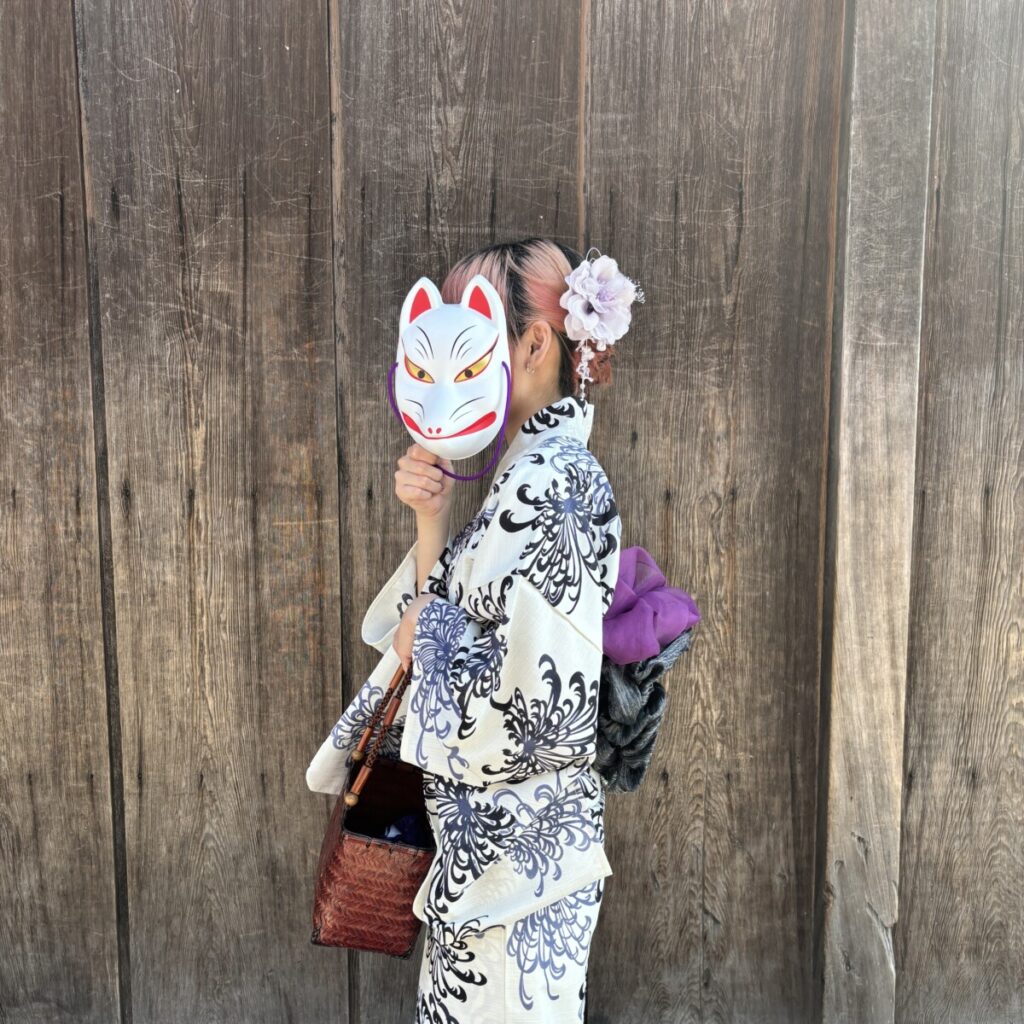 Discover the Charm of Kimono Rental in Kyoto’s Higashiyama: Why Waraku ...